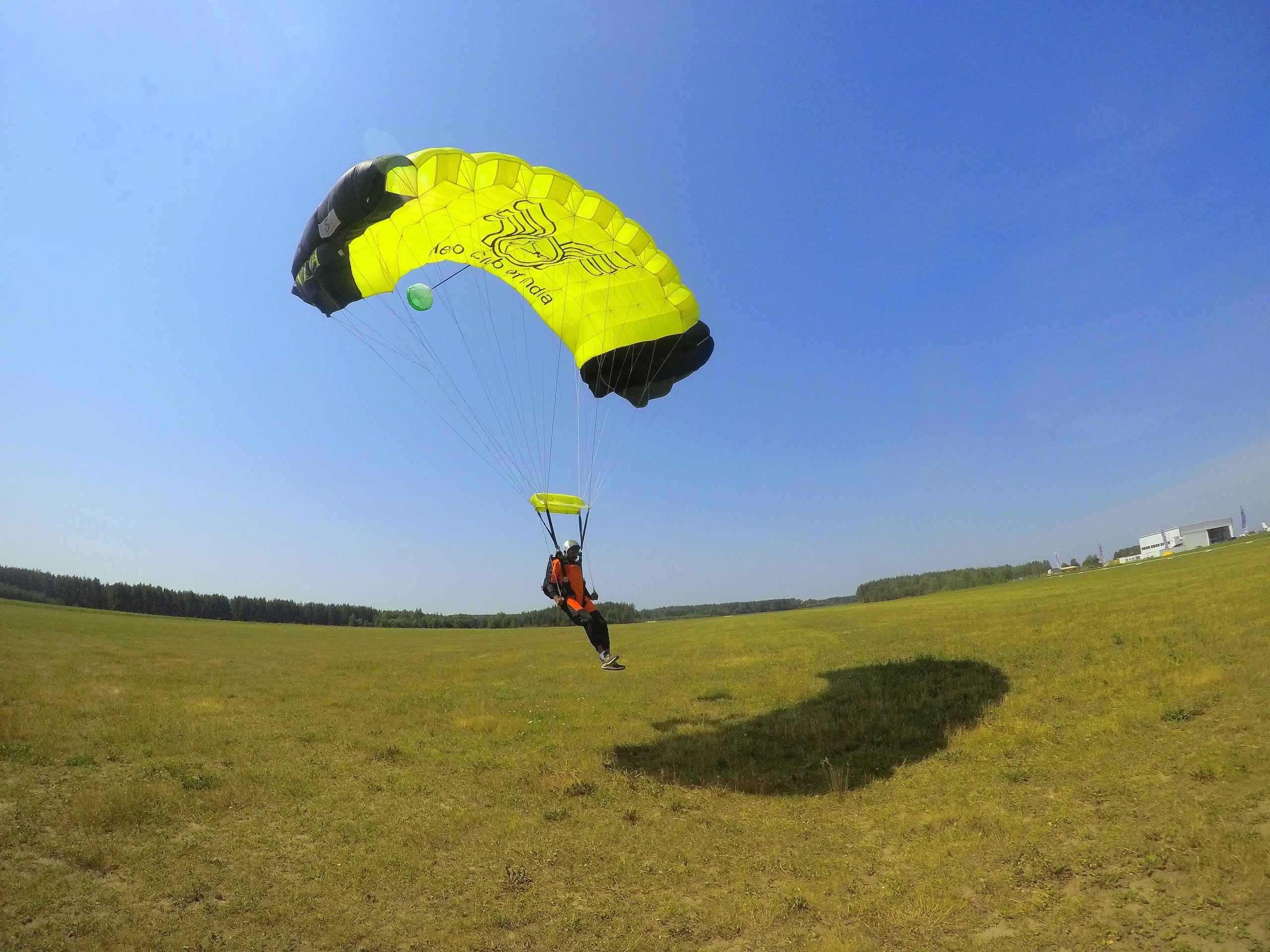 Learn To Skydive - Skydiving In India - Destination Skydive - Skydiving ...